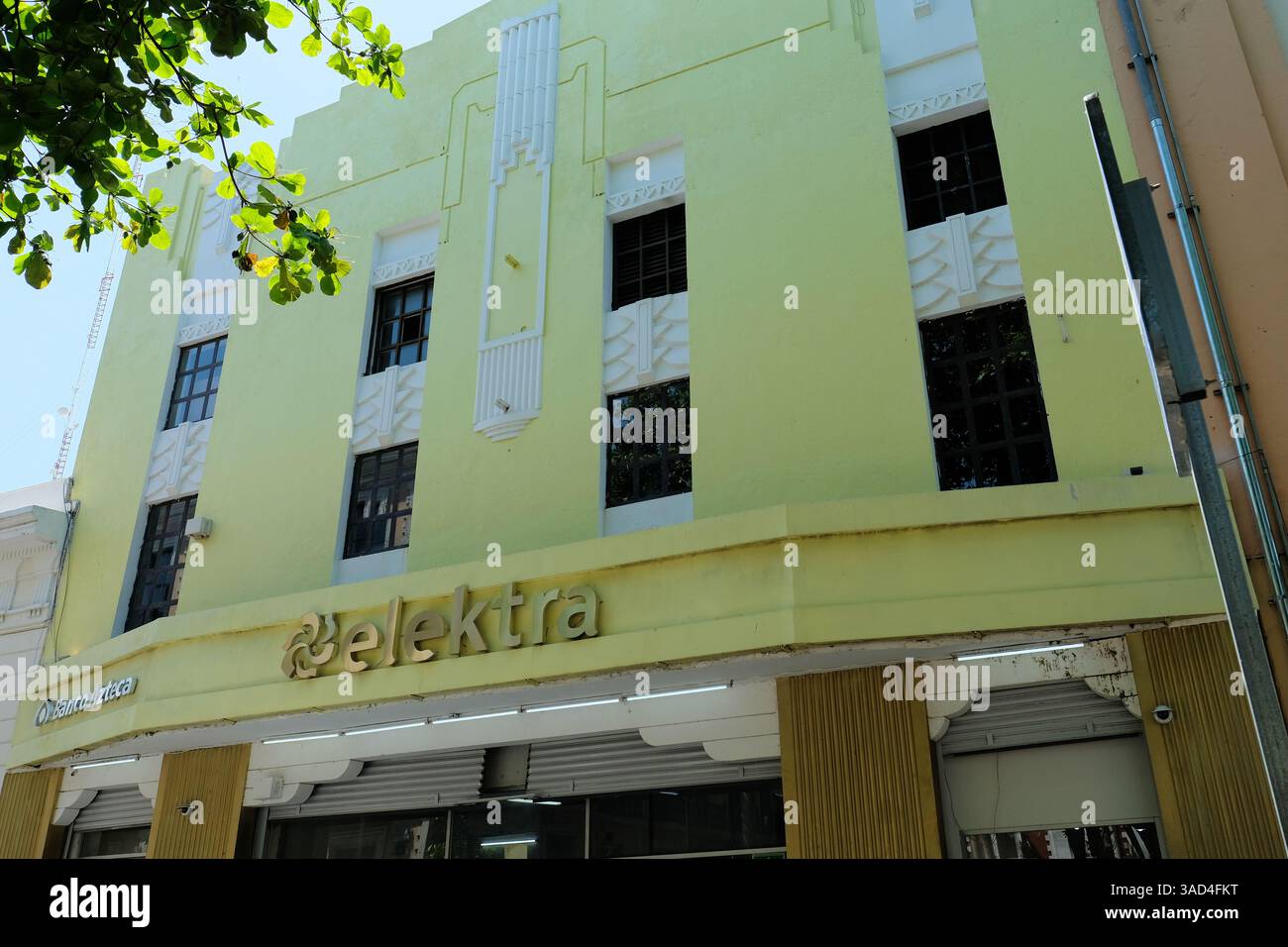 Grupo elektra hi-res stock photography and images - Alamy