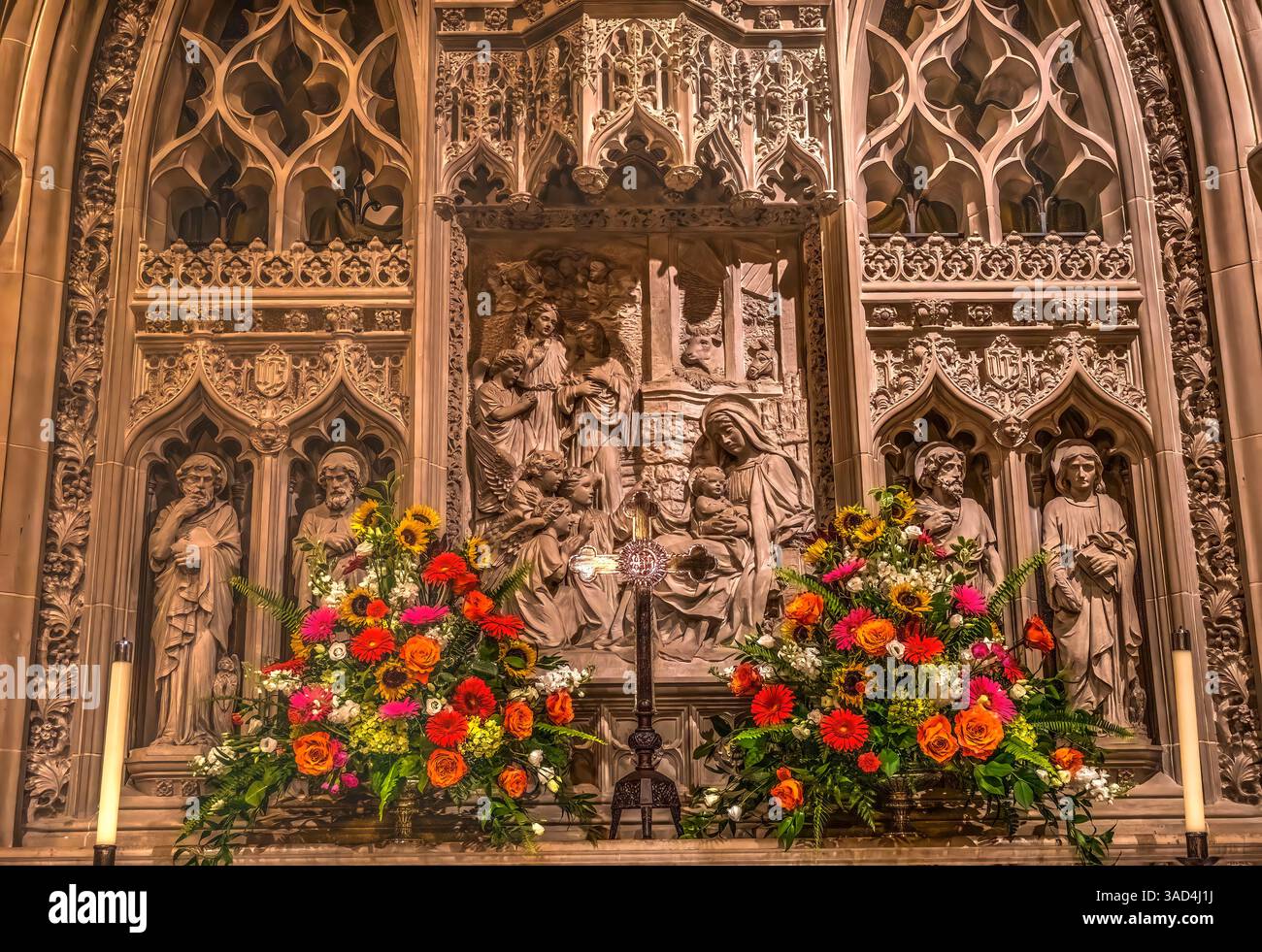 Jesus crucifix, Washington National Cathedral, Washington DC ...