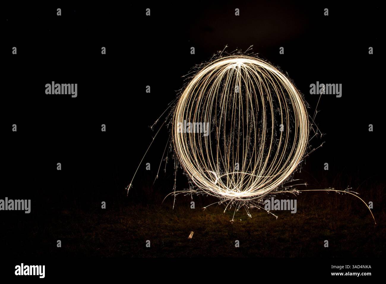 circles of light at night Stock Photo - Alamy