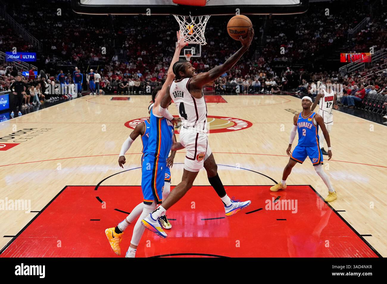 Houston Rockets guard Jalen Green (4) shoots against Oklahoma City ...