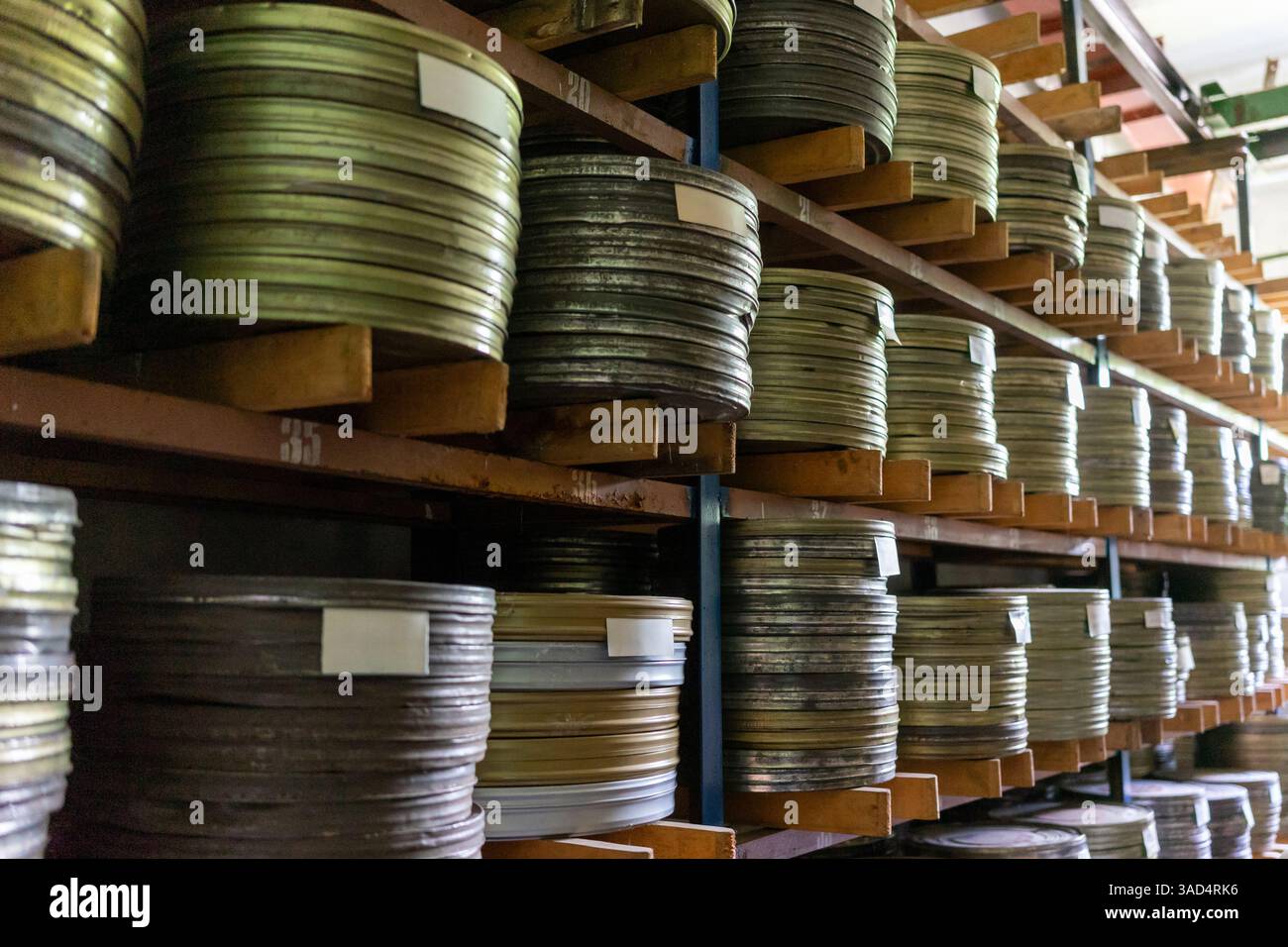 Film history reference hi-res stock photography and images - Alamy