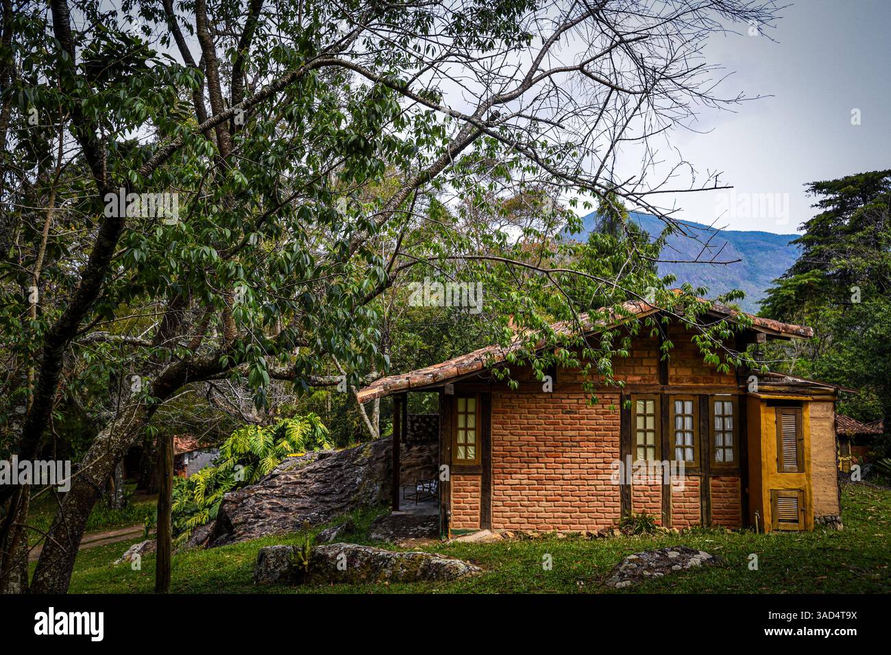 Rustic Brick Cabin Surrounded by Trees in Araras - Petrópolis, Brazil ...