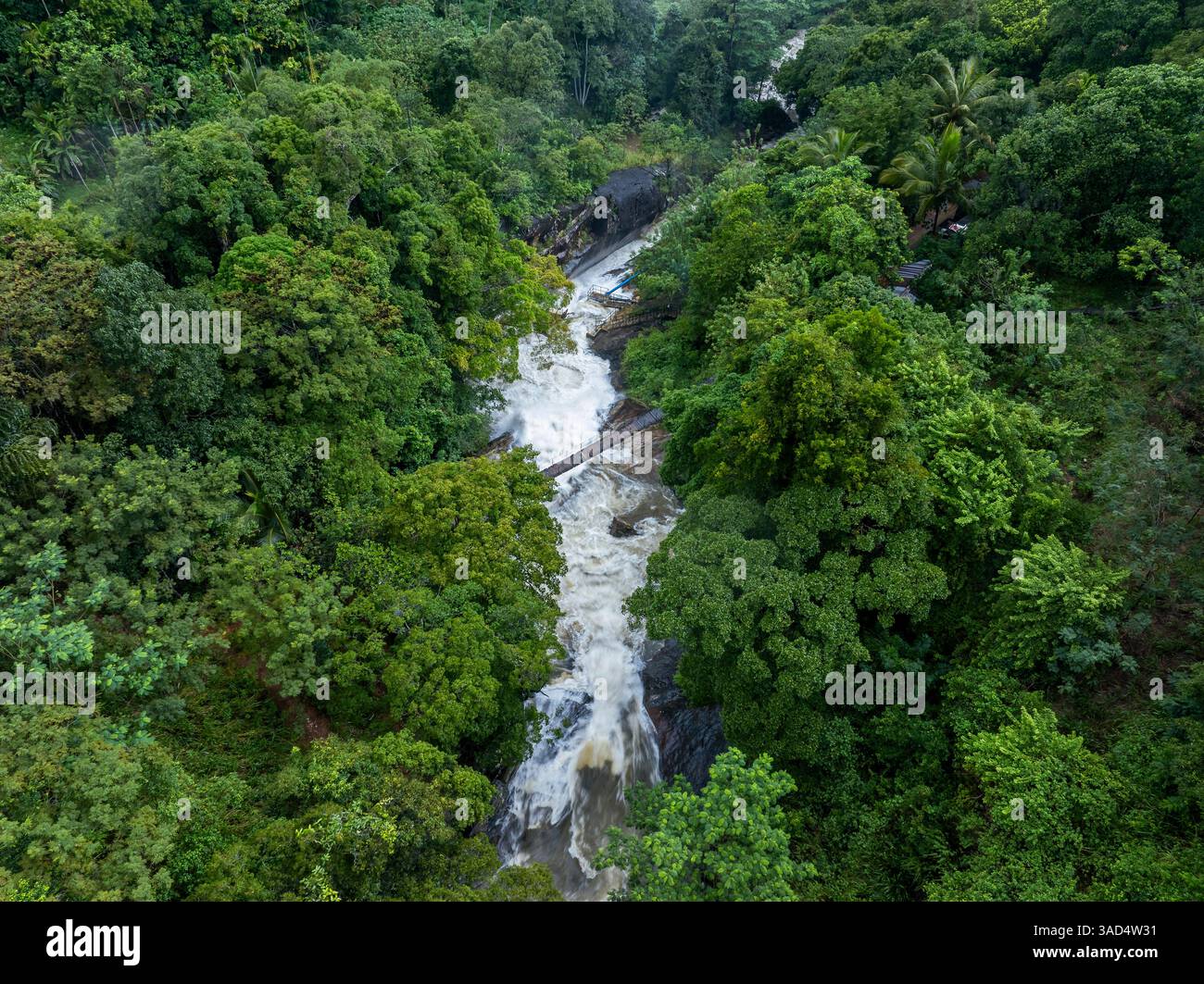Bambarakiri ella falls hi-res stock photography and images - Alamy