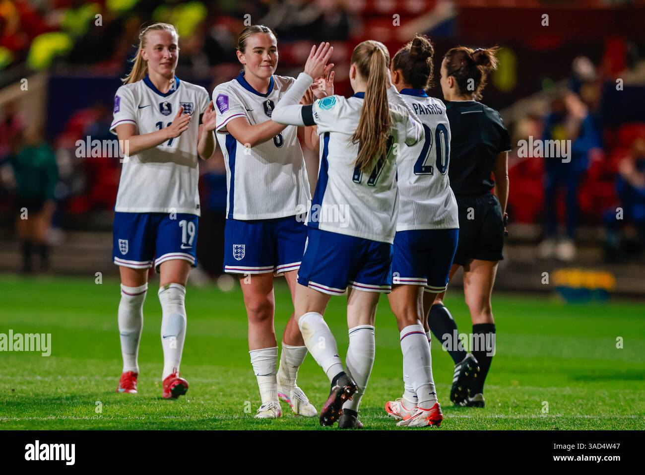 Ashton Gate, England, April 04 2025: Jess Park (17 England) celebrates ...