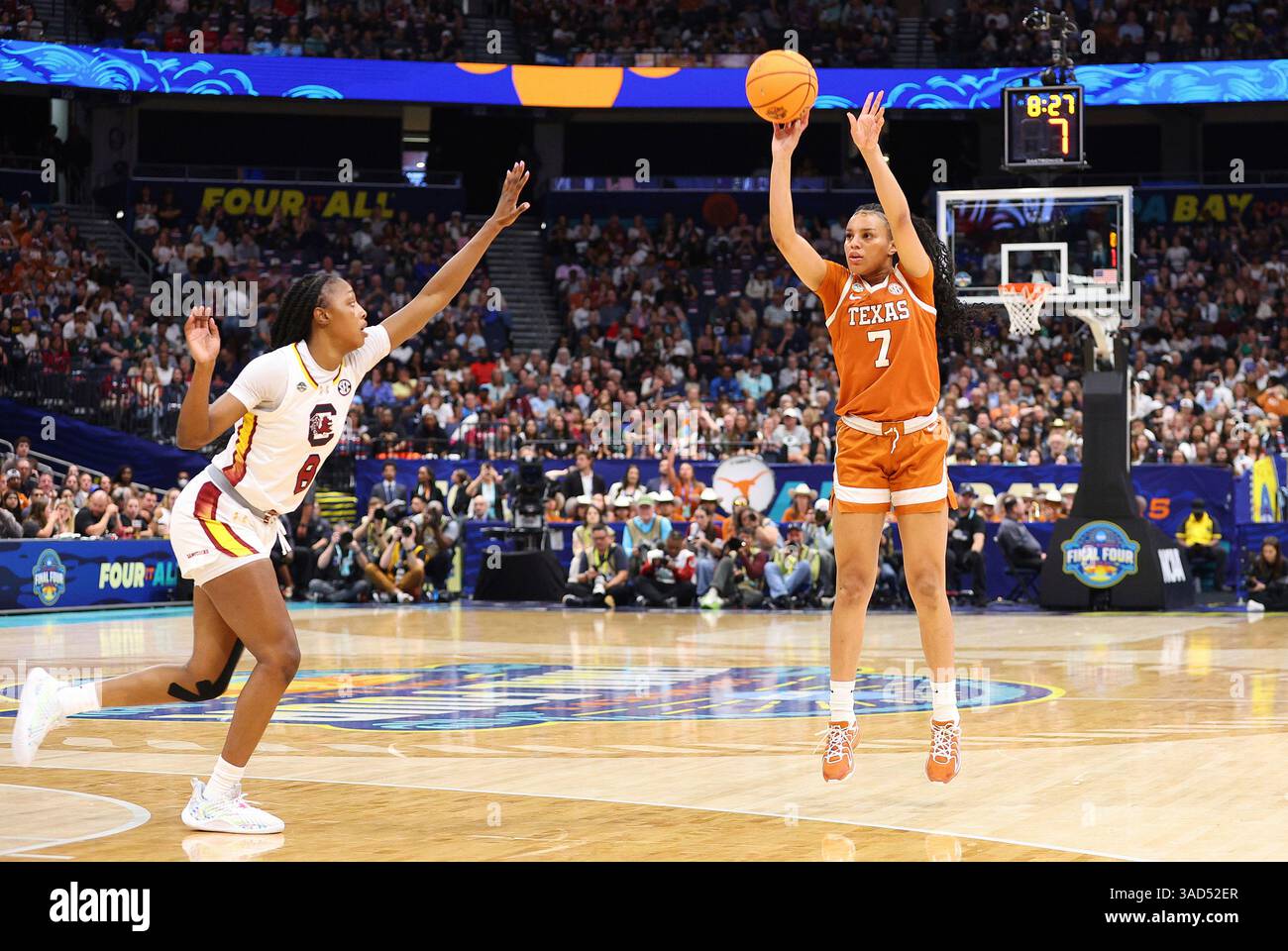 TAMPA, FL - APRIL 04: Texas Longhorns guard Jordan Lee (7) shoots over ...