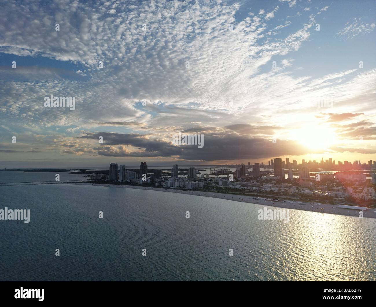 Cityscape of downtown Miami with sunset glow. Tropical paradise in ...
