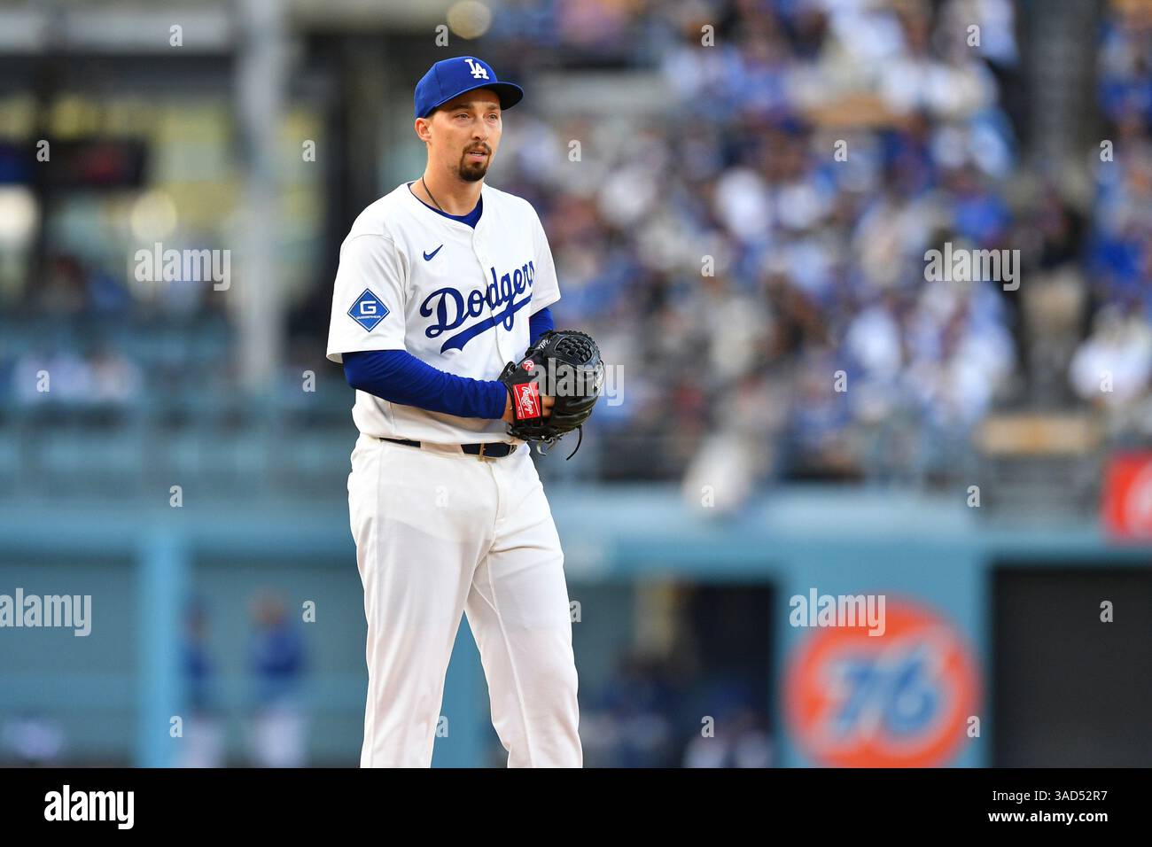 LOS ANGELES, CA - APRIL 02: Los Angeles Dodgers pitcher Blake Snell (7 ...