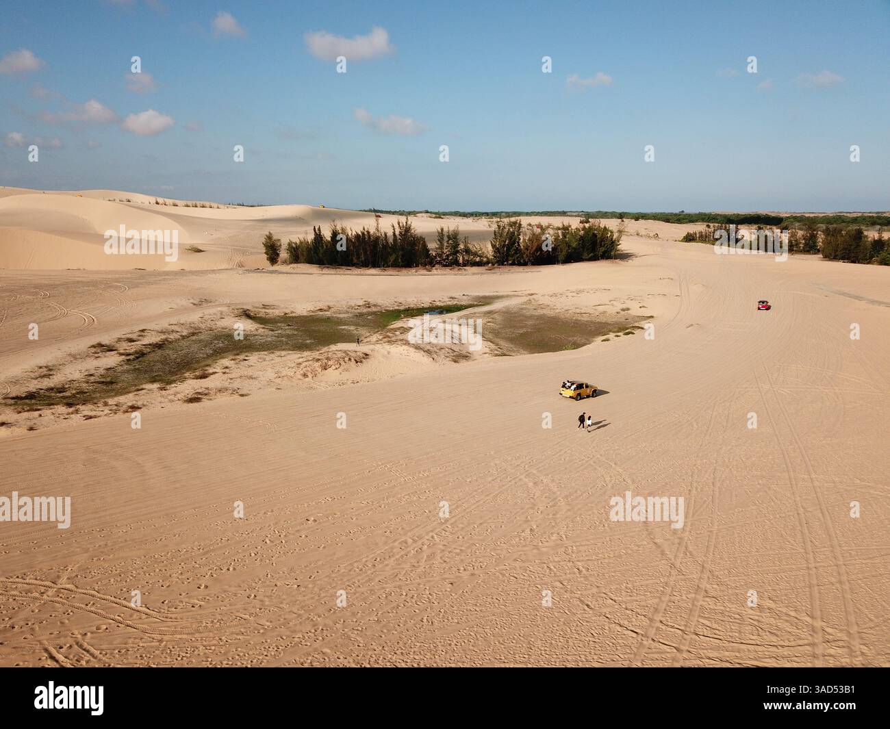 Bau Trang Tourist Area, Mui Ne - The magnificent little desert. Bau ...