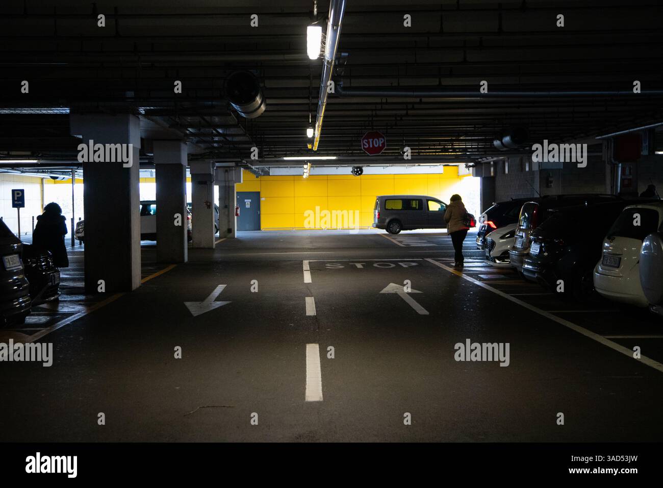 Shopping center subterranean parking hi-res stock photography and ...