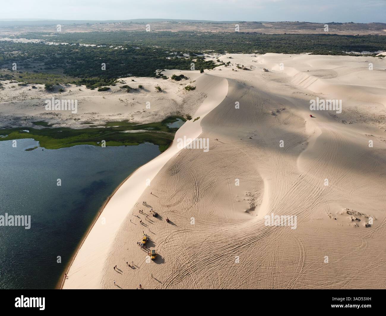 Bau Trang Tourist Area, Mui Ne - The magnificent little desert. Bau ...