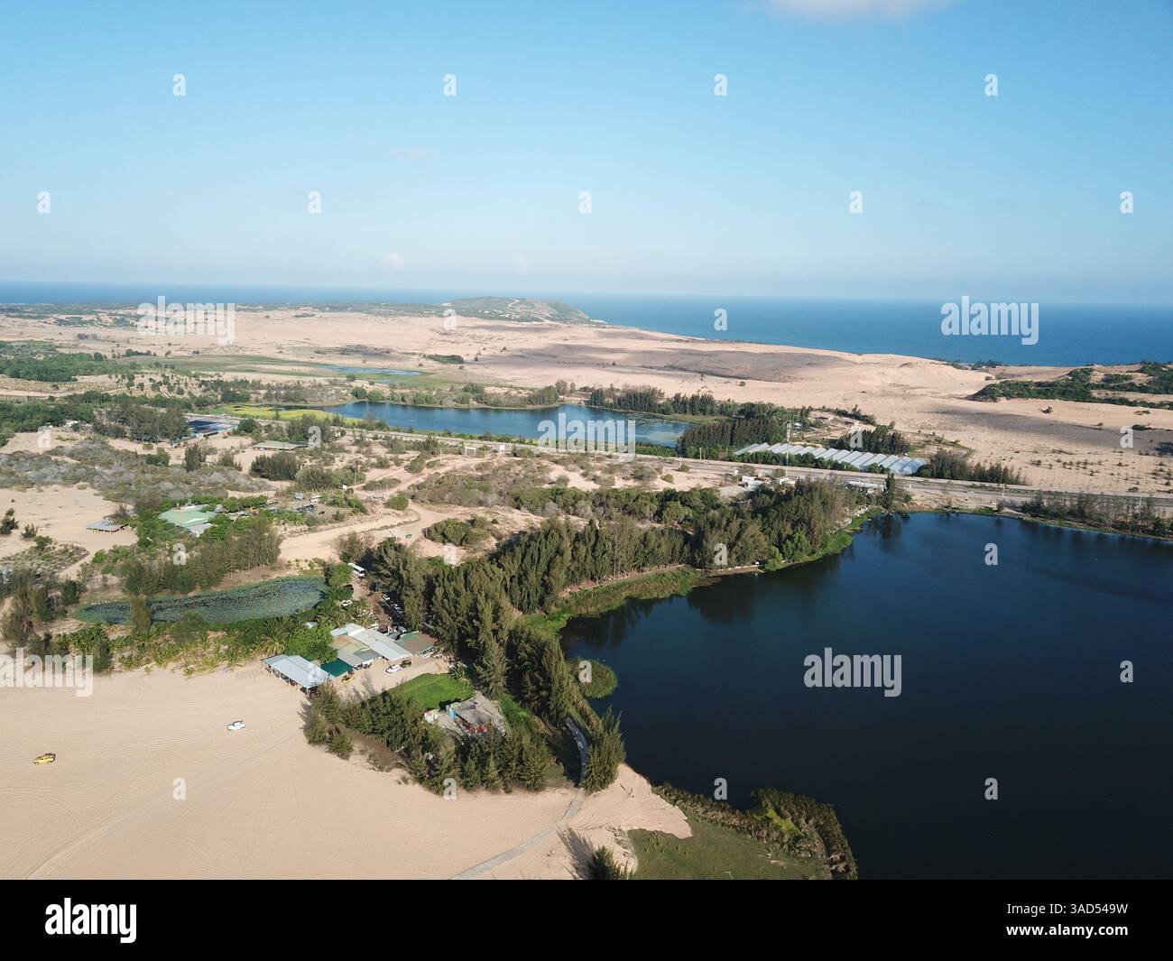 Bau Trang Tourist Area, Mui Ne - The magnificent little desert. Bau ...