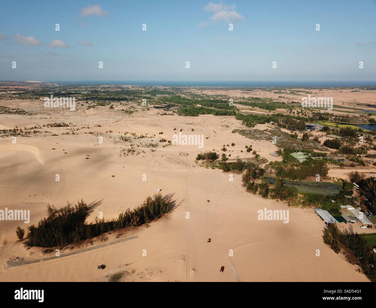 Bau Trang Tourist Area, Mui Ne - The magnificent little desert. Bau ...
