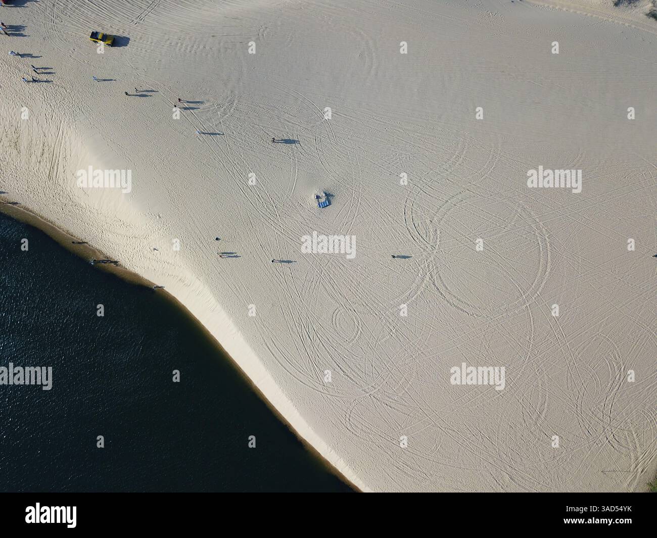 Bau Trang Tourist Area, Mui Ne - The magnificent little desert. Bau ...