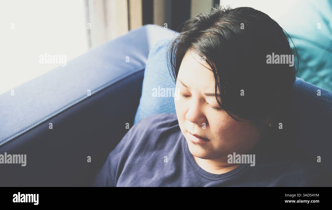 Asian women 40s white skin and plump body in blue dress have a doubt ...