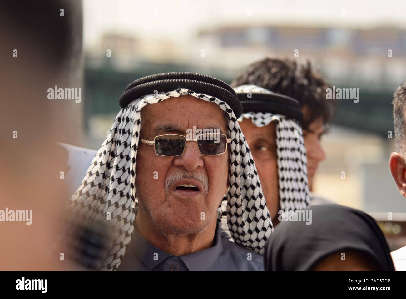 Baghdad, Iraq. 04th Apr, 2025. Authentic Arab fashion is present on ...