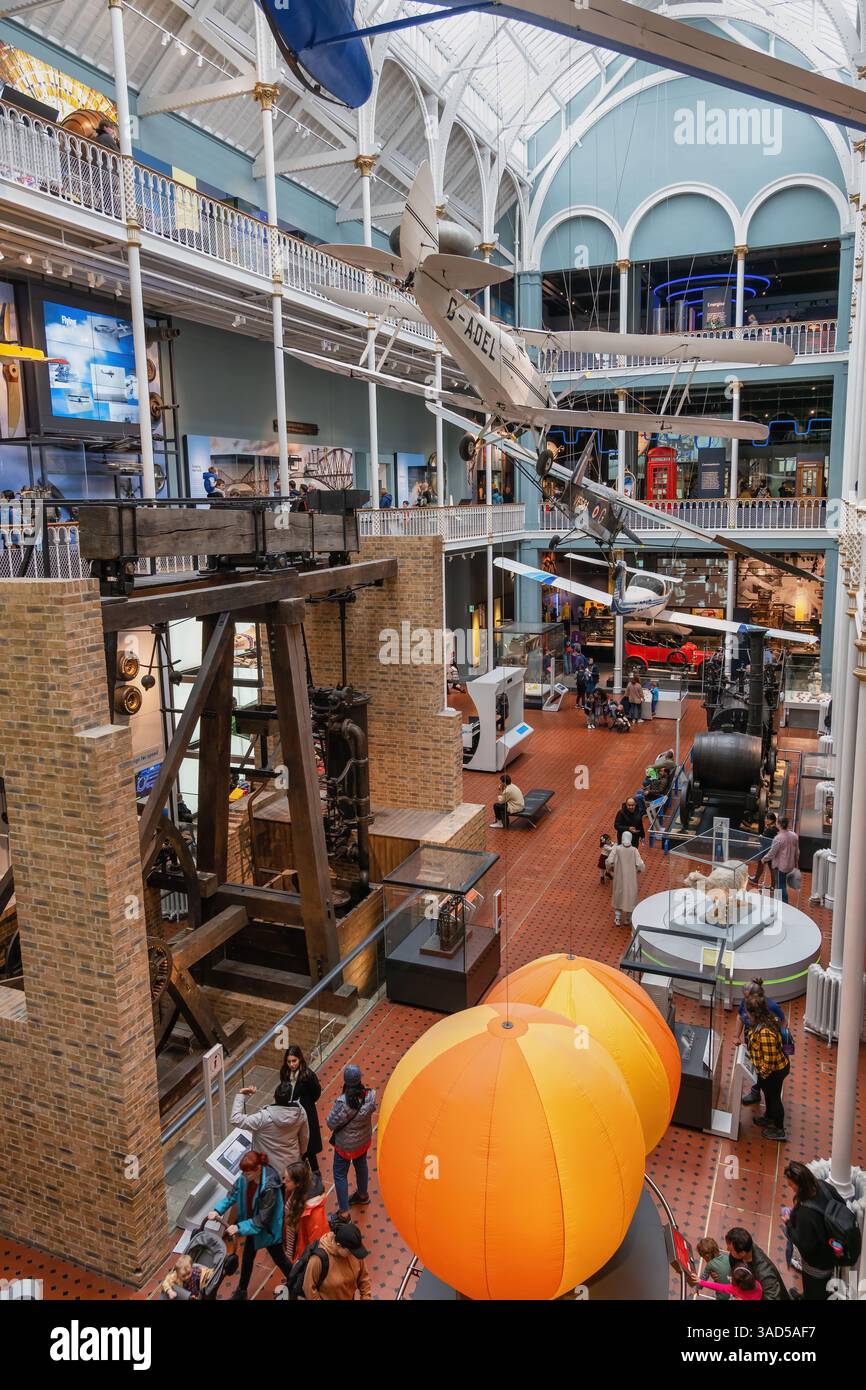 Science and Technology gallery in the National Museum of Scotland in ...