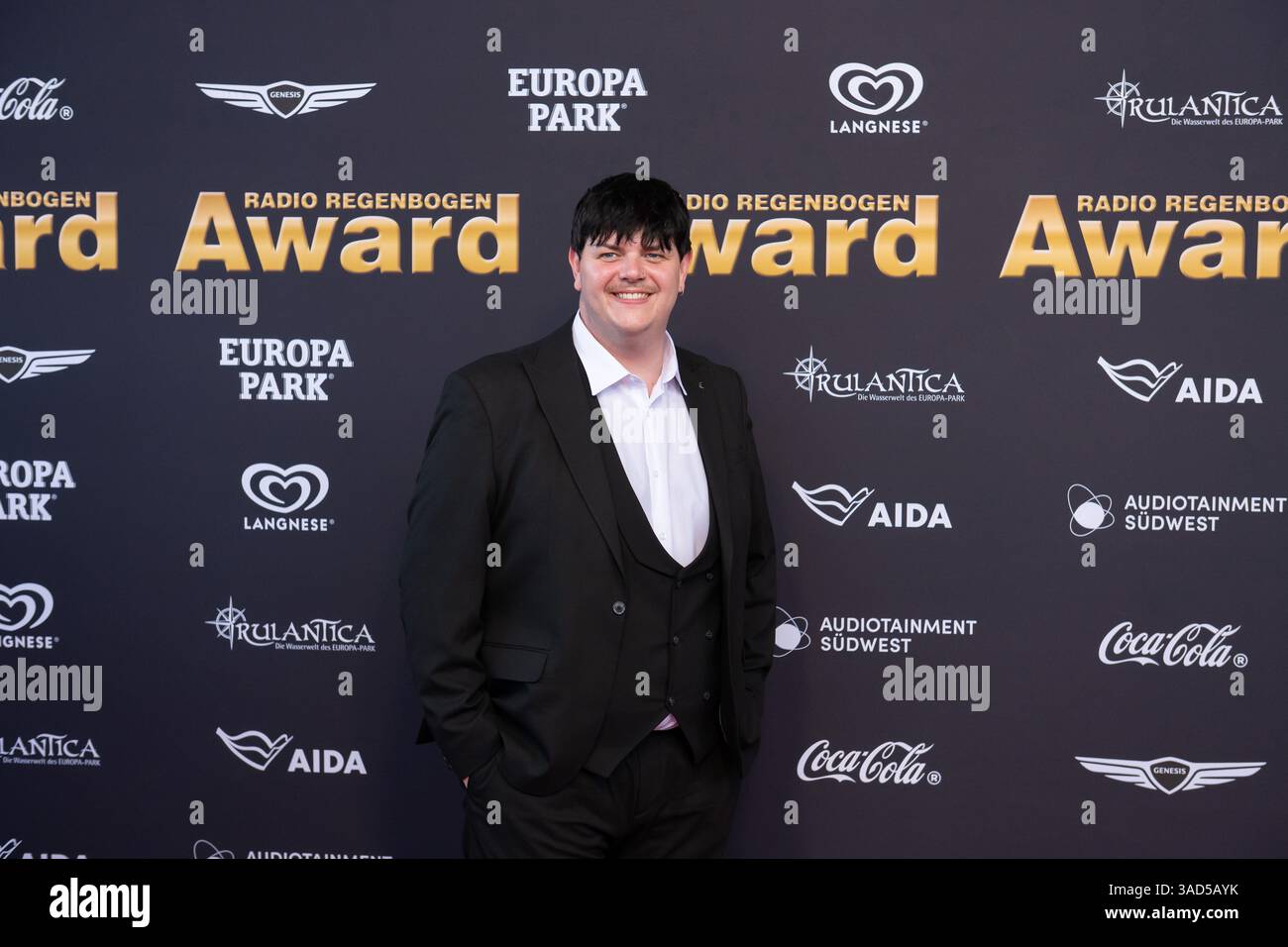 Rust, Germany. 04th Apr, 2025. Isaak Guderian, singer, stands on the ...