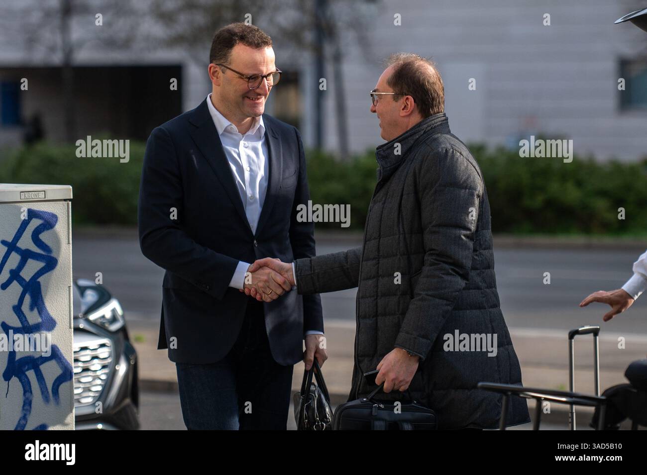 Berlin, Germany. 05th Apr, 2025. Jens Spahn (l), CDU vice-chairman, and ...