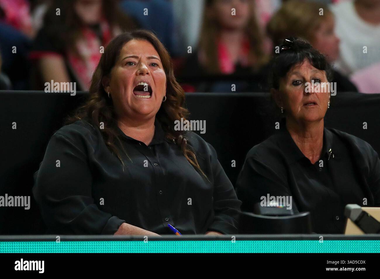 Tania Obst, Head Coach of the Thunderbirds during the Super Netball ...
