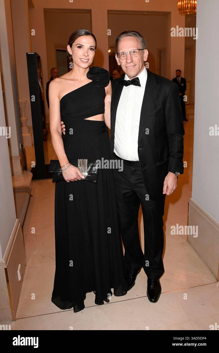 Jörg Kukies mit Ehefrau Katrin Kukies beim 72. Bundespresseball 2025 im ...