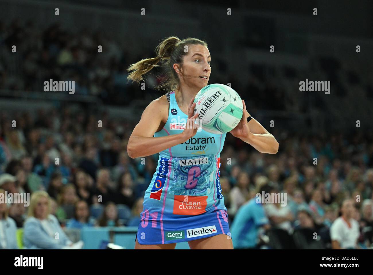 Amy Parmenter of the Mavericks in action during the Super Netball Round ...