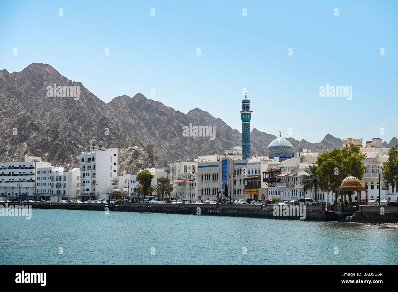 MUSCAT - SEPT 17: Panoramic view of Muscat Muttrah district with ...