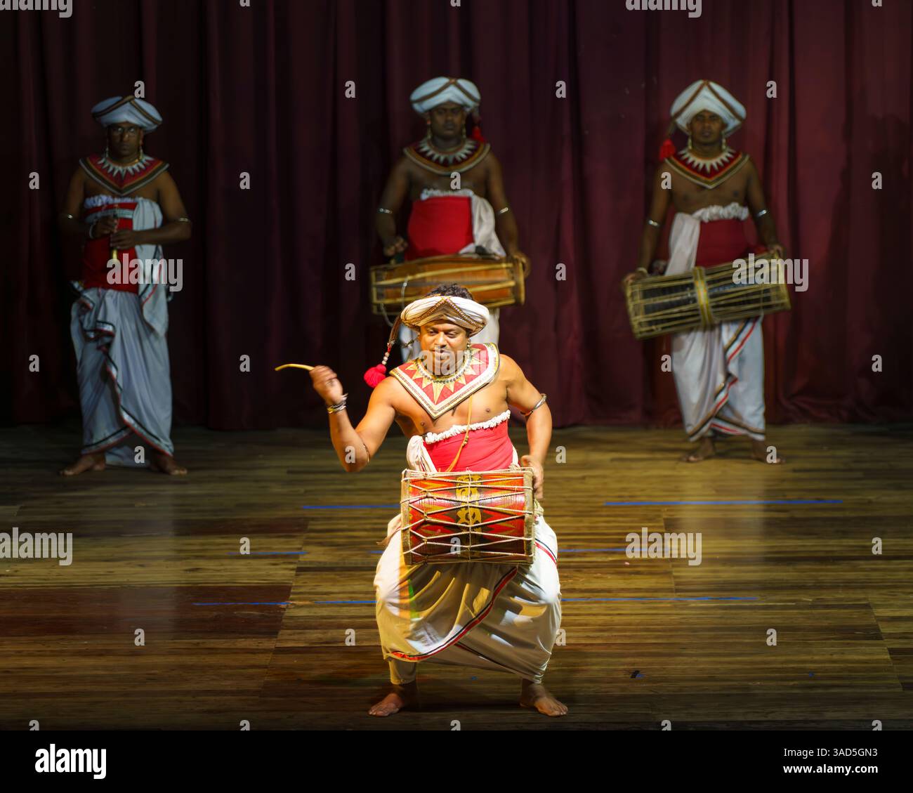 14.01.2025. Kandy, Sri Lanka. Traditional Kandyan dancers perform a cultural drum and dance ...