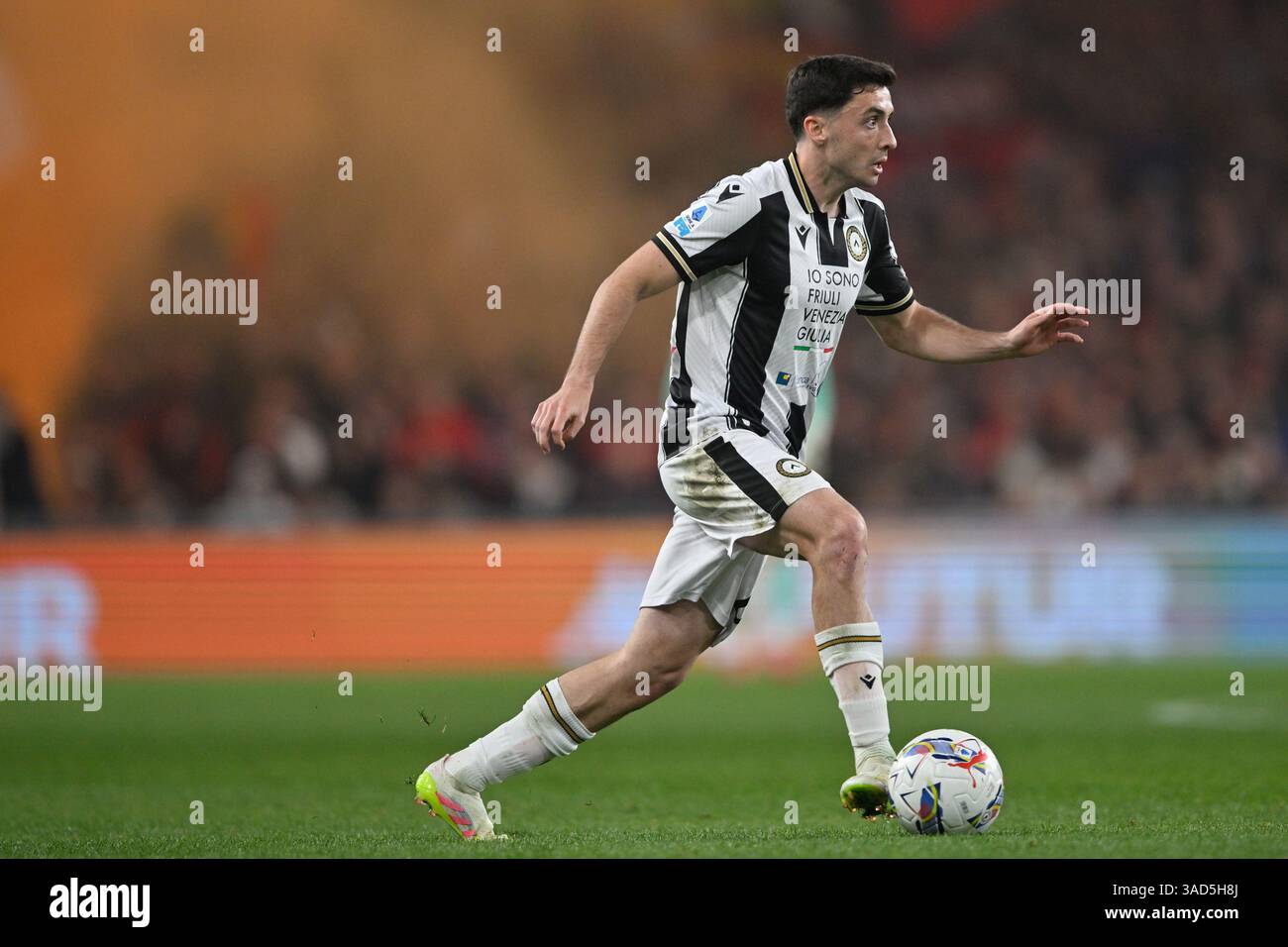 Genoa, Italy. 05th Apr, 2025. Oier Zarraga Egana (Udinese Calcio ...