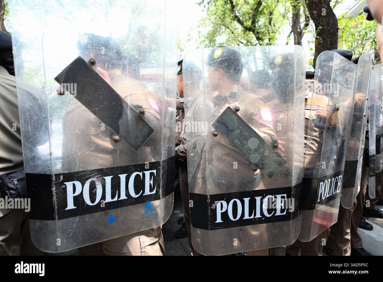 Crowd control police prevent clashes between two groups of protesters ...