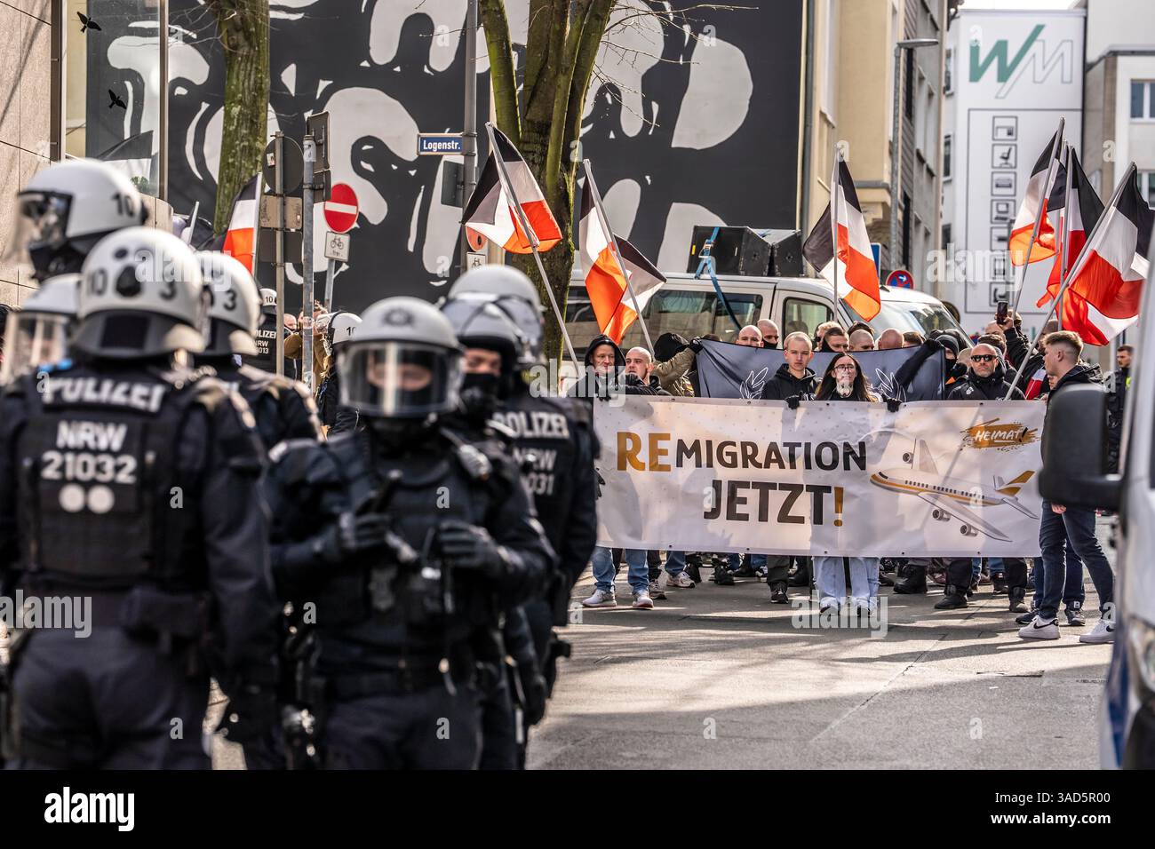 The neo-Nazi group Young and Strong, YS, demonstrated in the city ...