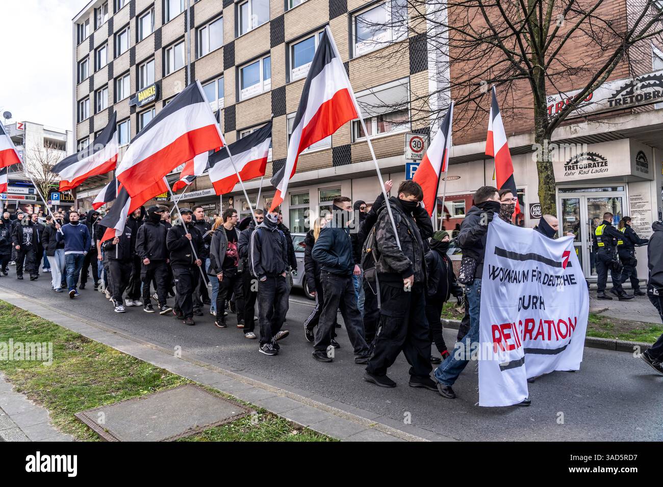 The neo-Nazi group Young and Strong, YS, demonstrated in the city ...