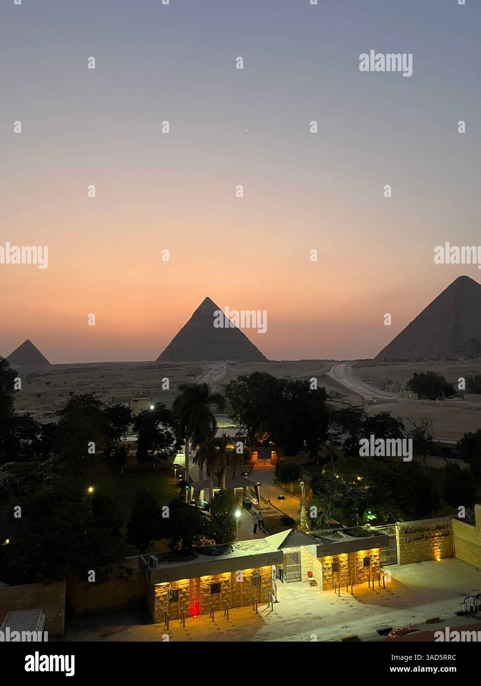 Great pyramids of giza sunrise hi-res stock photography and images - Alamy