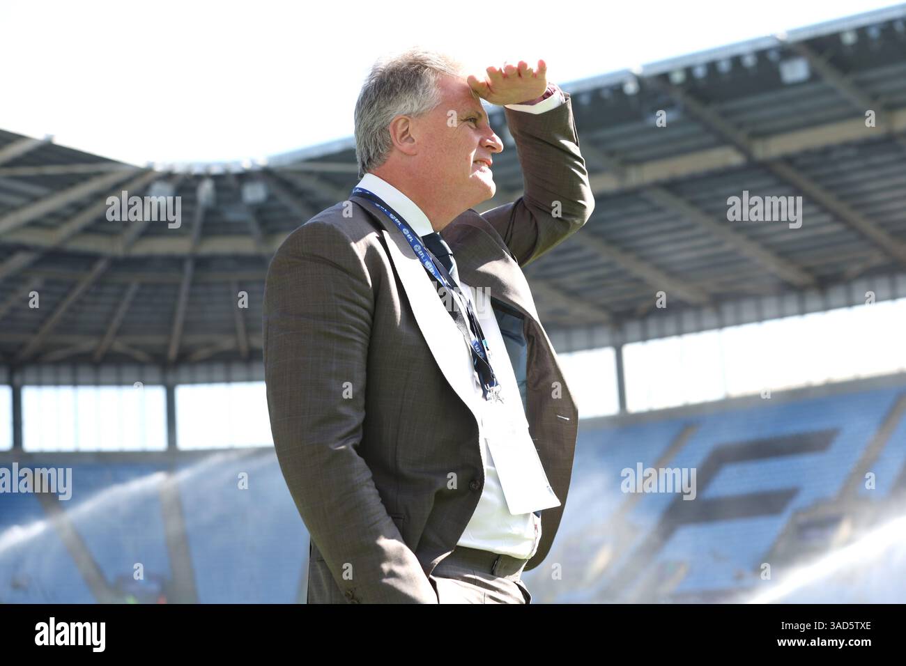 Coventry City owner Doug King before the Sky Bet Championship match at ...