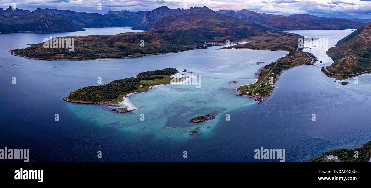 Aerial panorama landmark wildlife hi-res stock photography and images ...