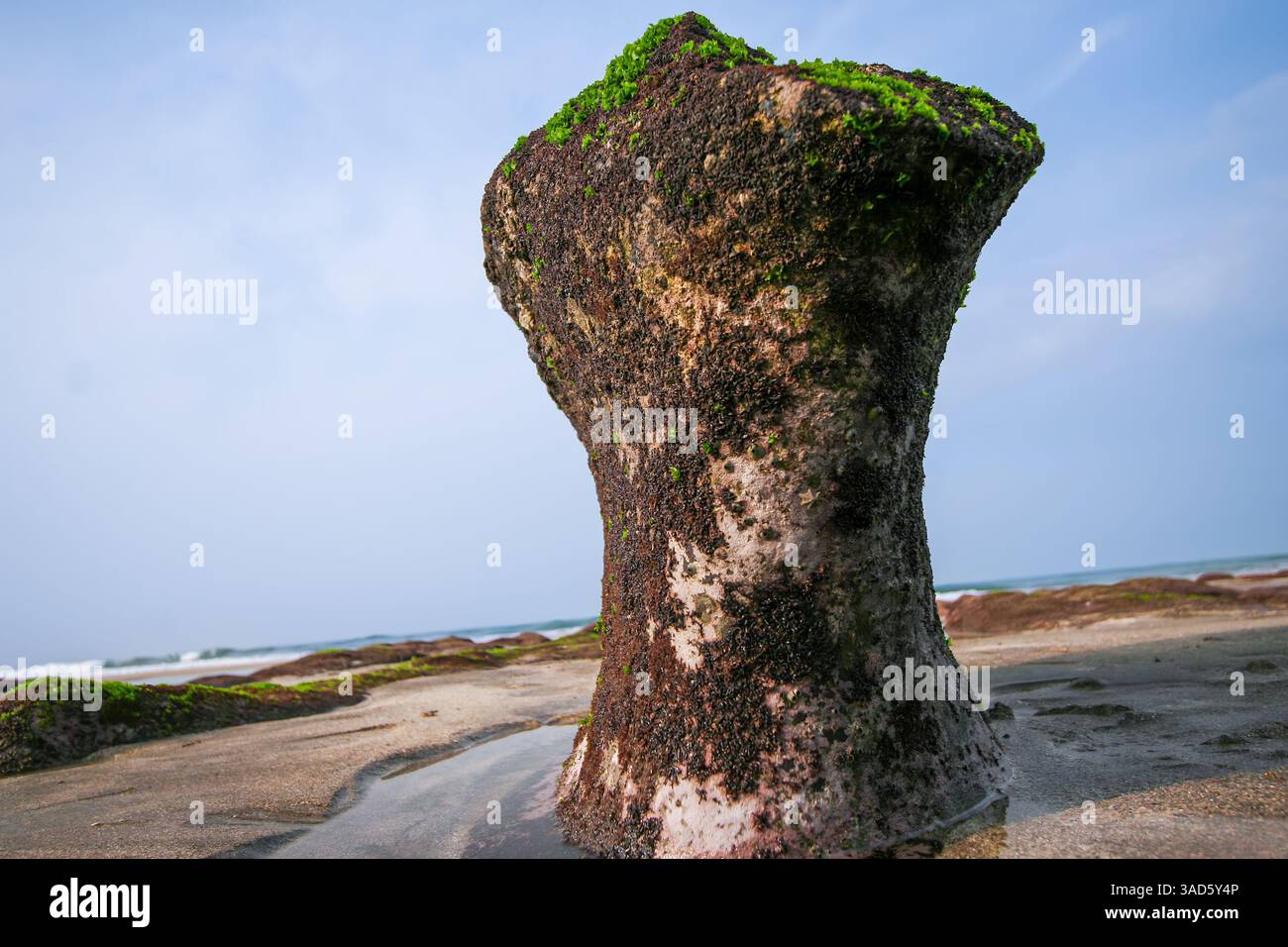 The stunning Laomei Green Reef in Shimen, Taiwan, features coastal ...