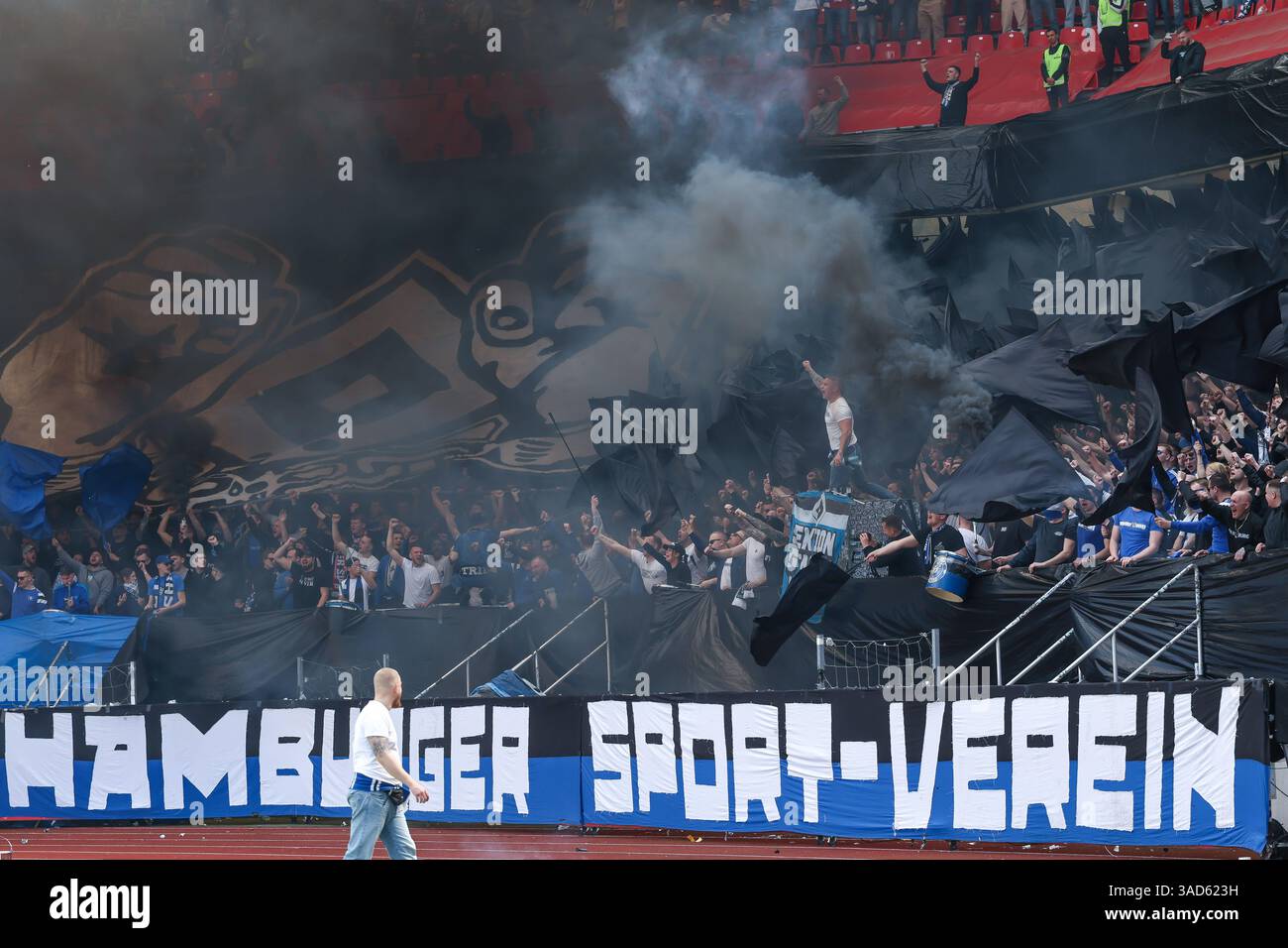 Nuremberg, Germany. 05th Apr, 2025. Soccer, Bundesliga 2, 1. FC ...