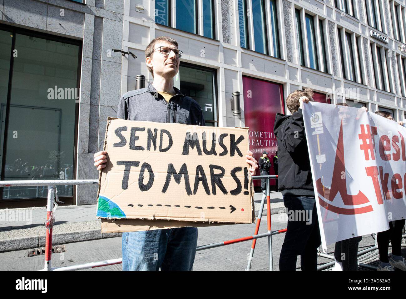 Demonstrators gathered outside the Tesla Store in Berlin's Mall of ...