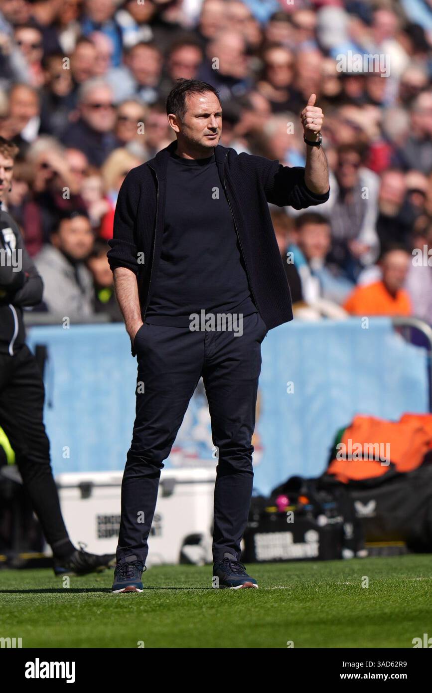 Coventry City head coach Frank Lampard during the Sky Bet Championship ...