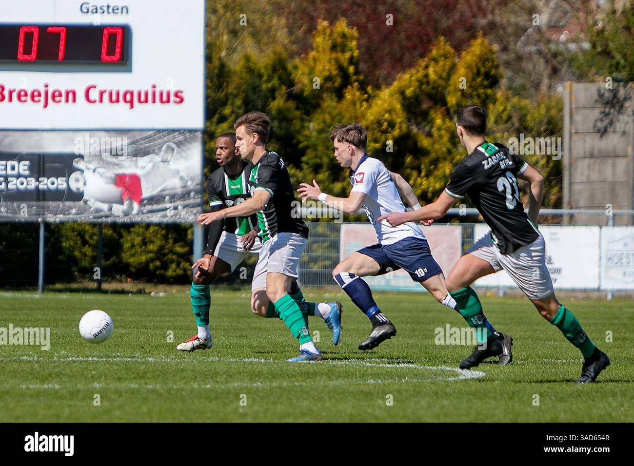 HEEMSTEDE - 05-04-2025, Sportpark HBC. Betnation Divisie. Dutch tweede ...