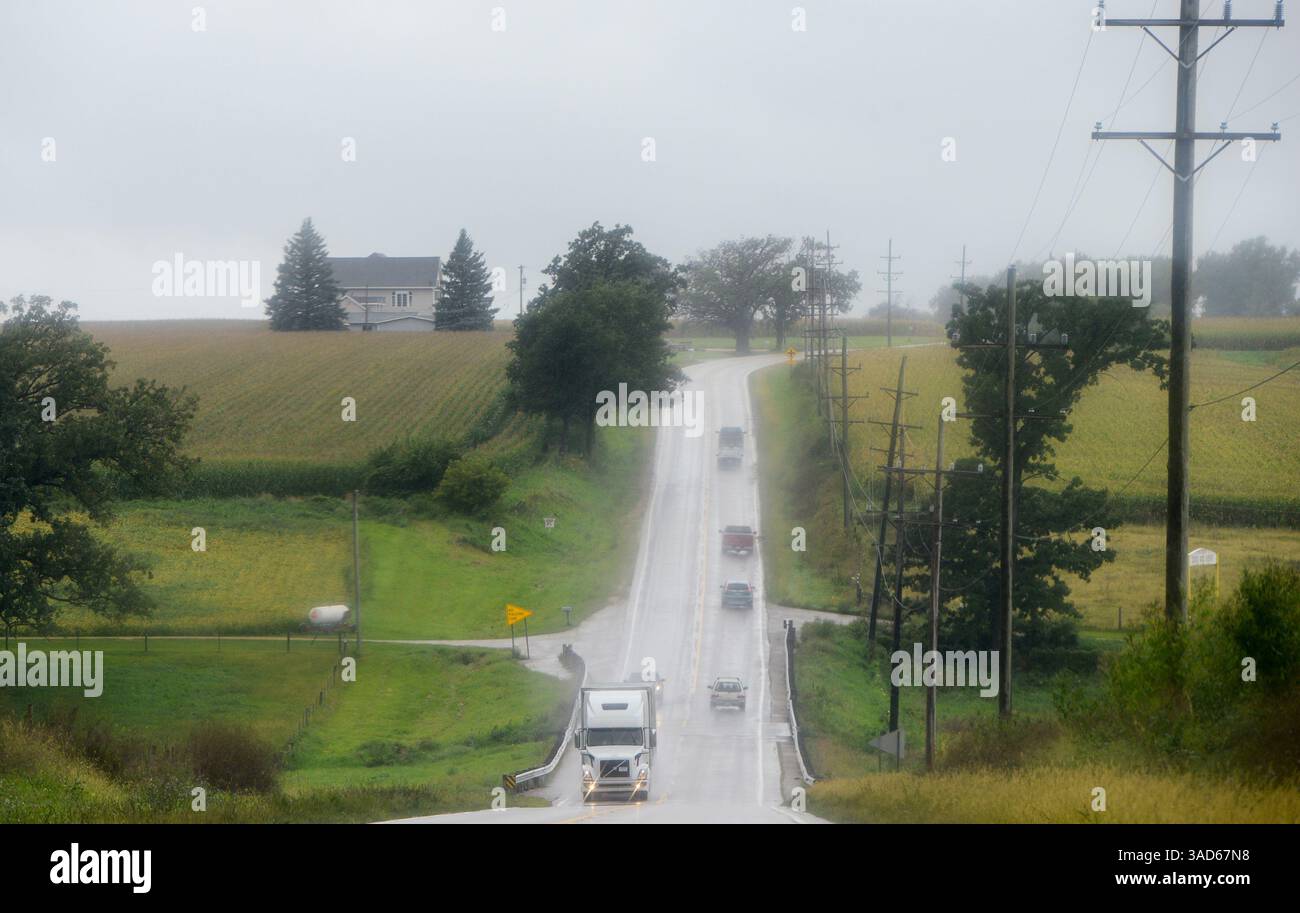 USA Iowa, middle west landscape, large maize farms, corn fields ...