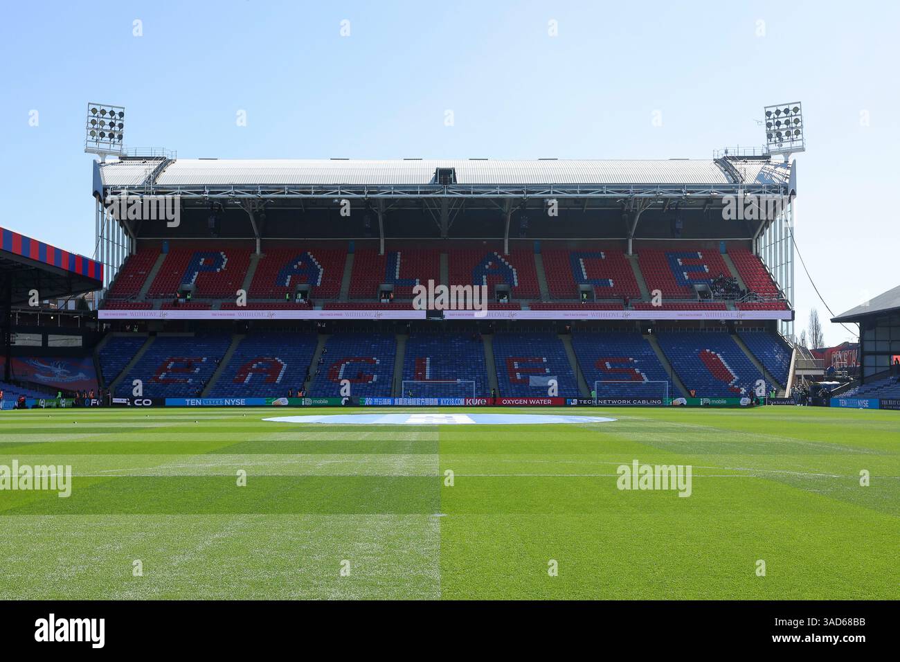 Selhurst Park, Selhurst, London, UK. 5th Apr, 2025. Premier League ...