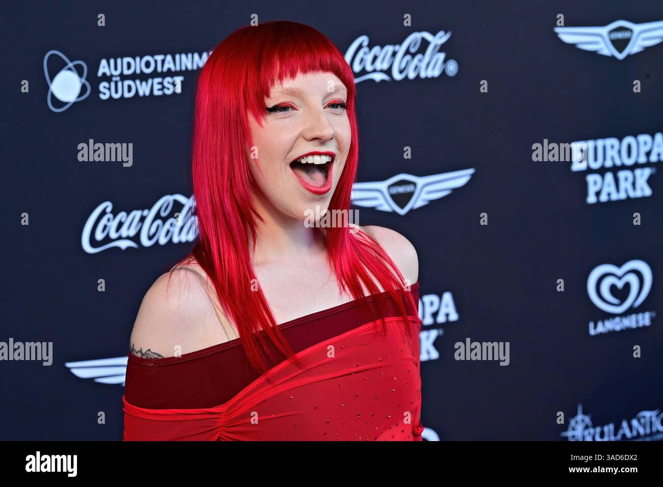 RADIO REGENBOGEN AWARD 2025. Sophie Louise Scott Sophie and the Giants ...