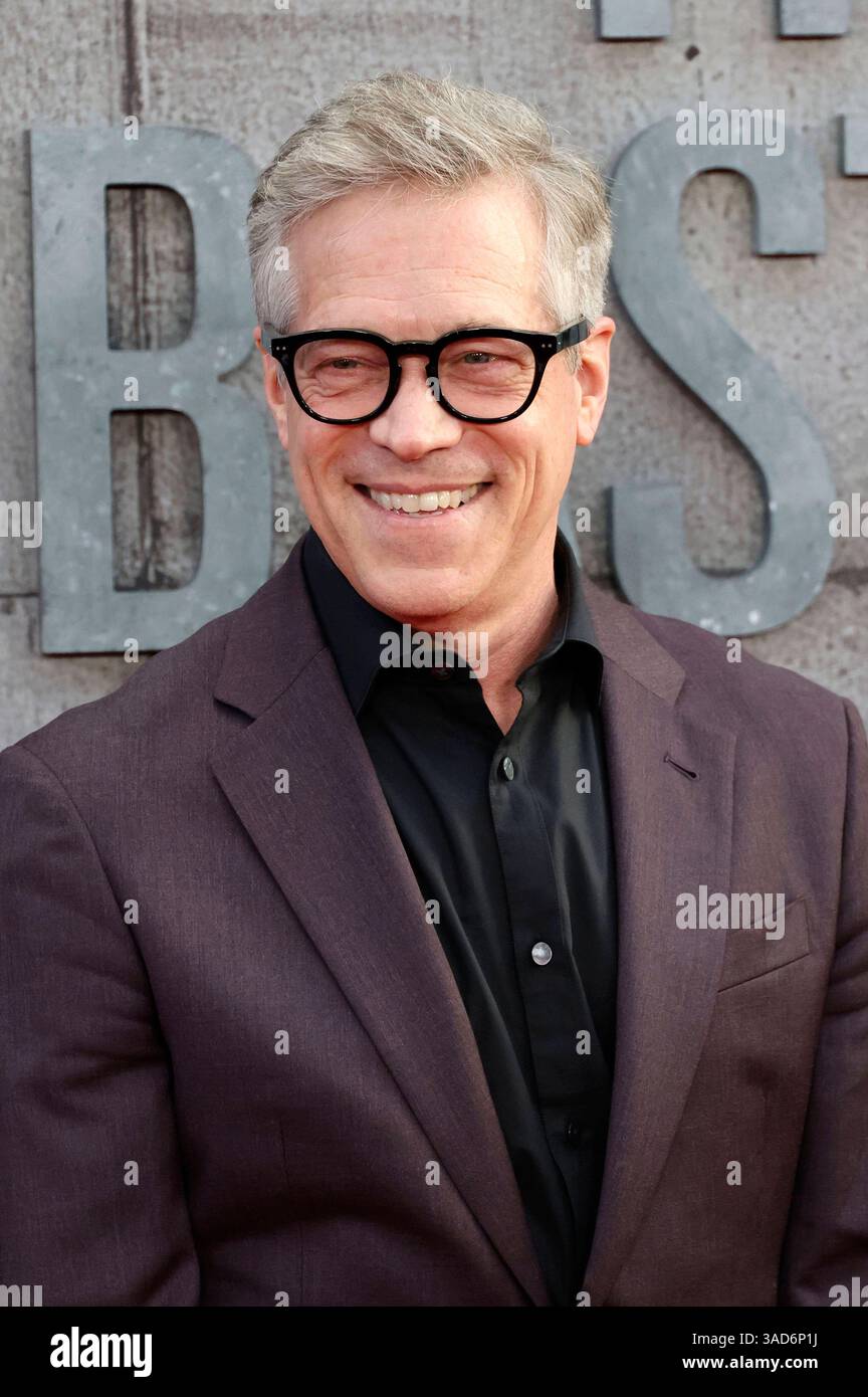 Steve Stark bei der Premiere der 6. Staffel der Hulu Serie The Handmaid ...