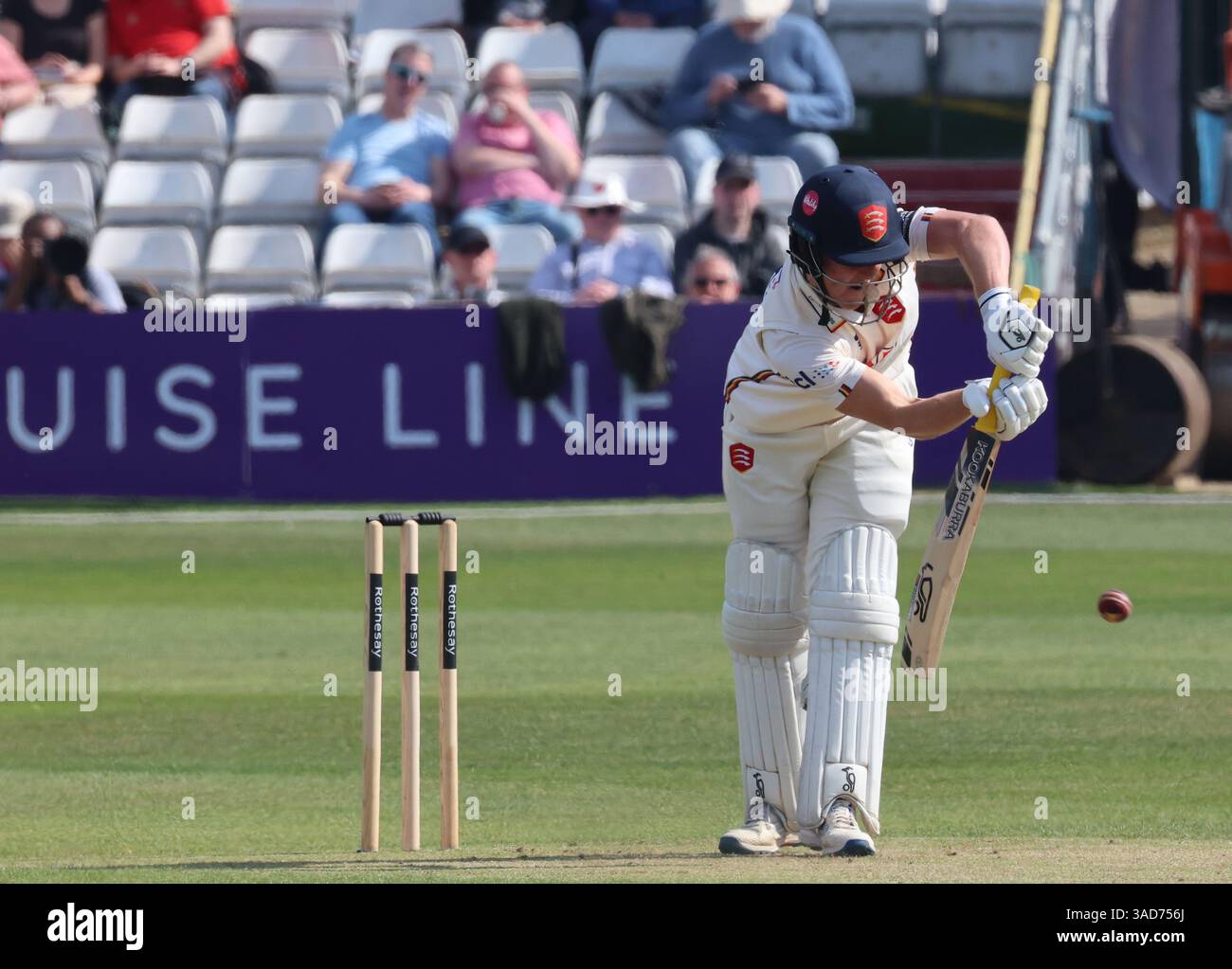 Chelmsford, UK. 04th Apr, 2025. CHELMSFORD, ENGLAND - Essex's Charlie ...