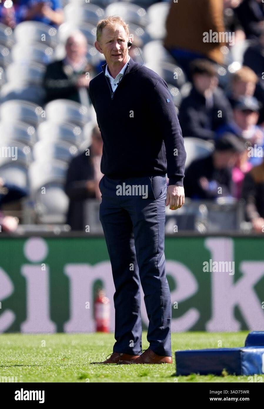 Leinster head coach Leo Cullen during the warm up before the Investec ...