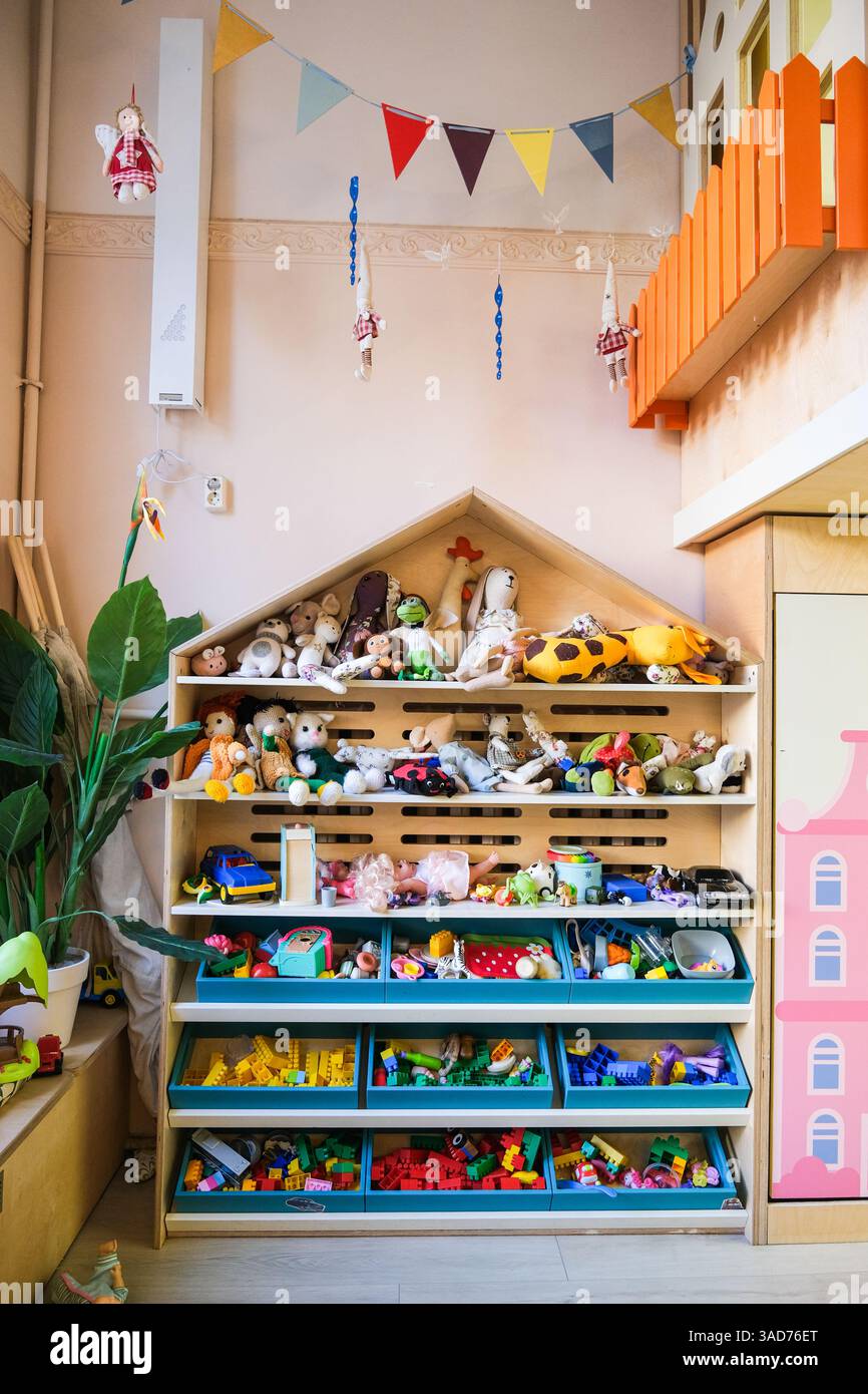 Game text different sizes hi-res stock photography and images - Alamy