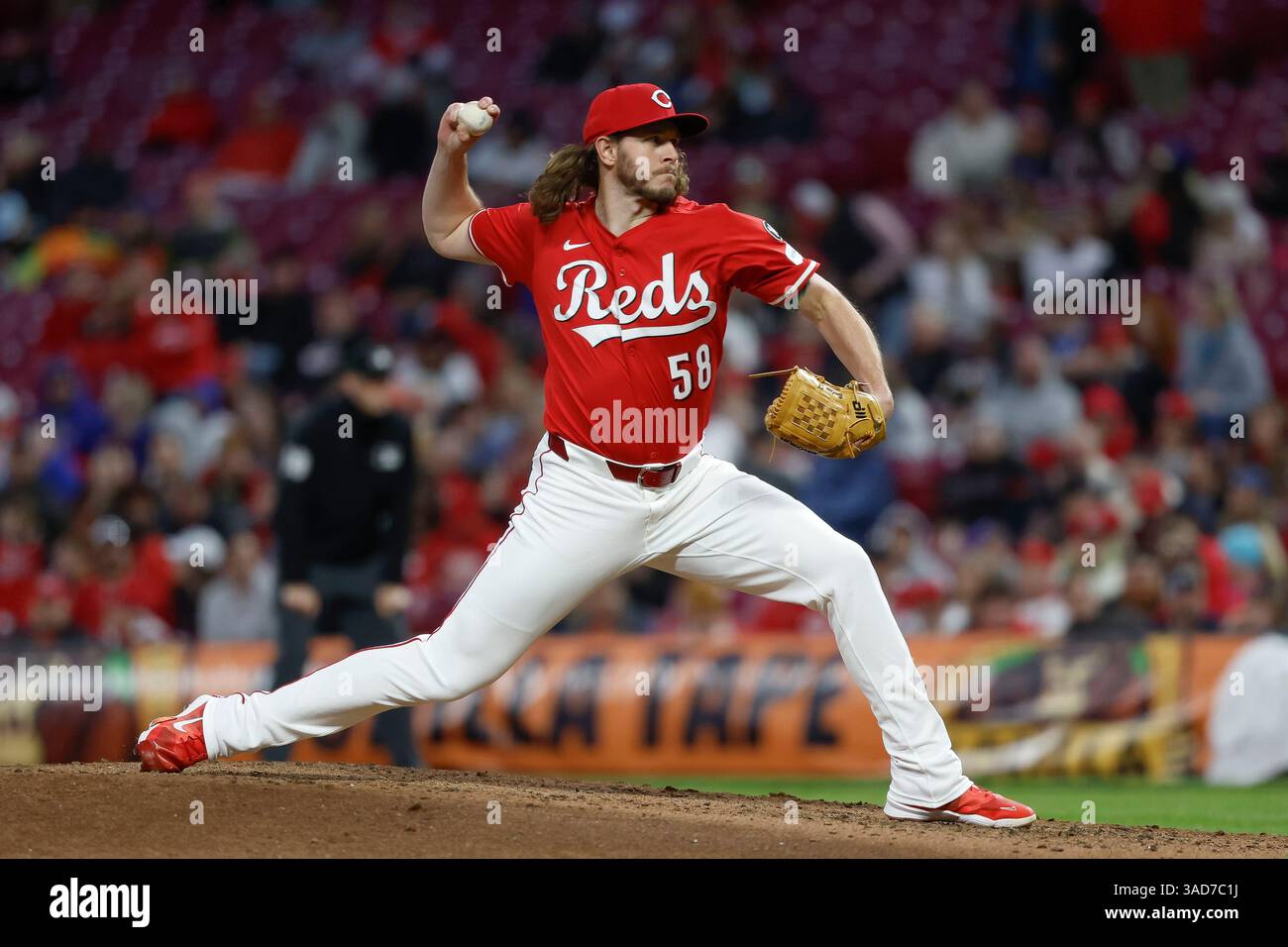 Cincinnati, United States. 01st Apr, 2025. Scott Barlow #58 of the ...