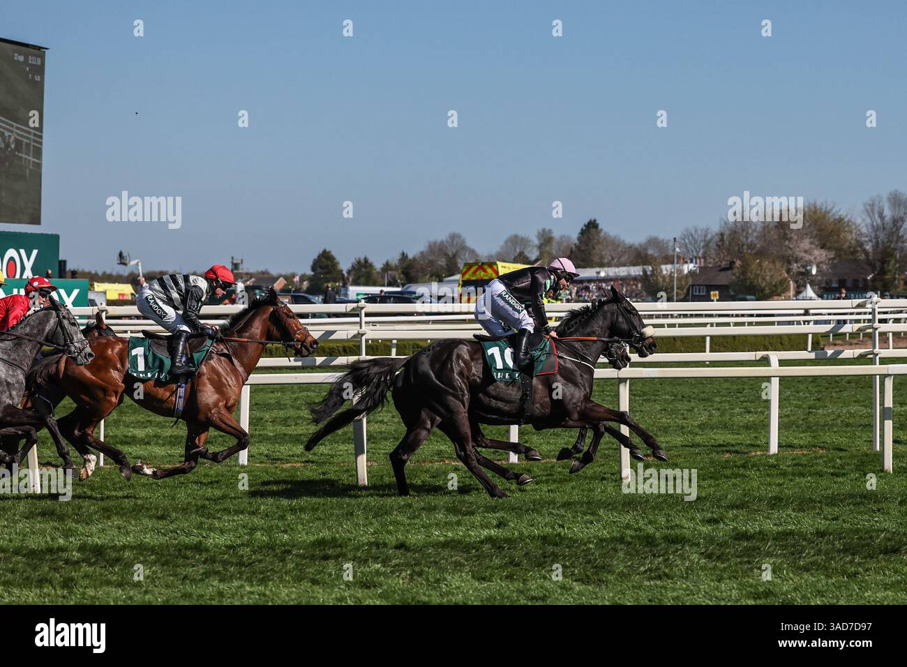 Strong Leader ridden by Sean Bowen leads during the Randox Grand ...