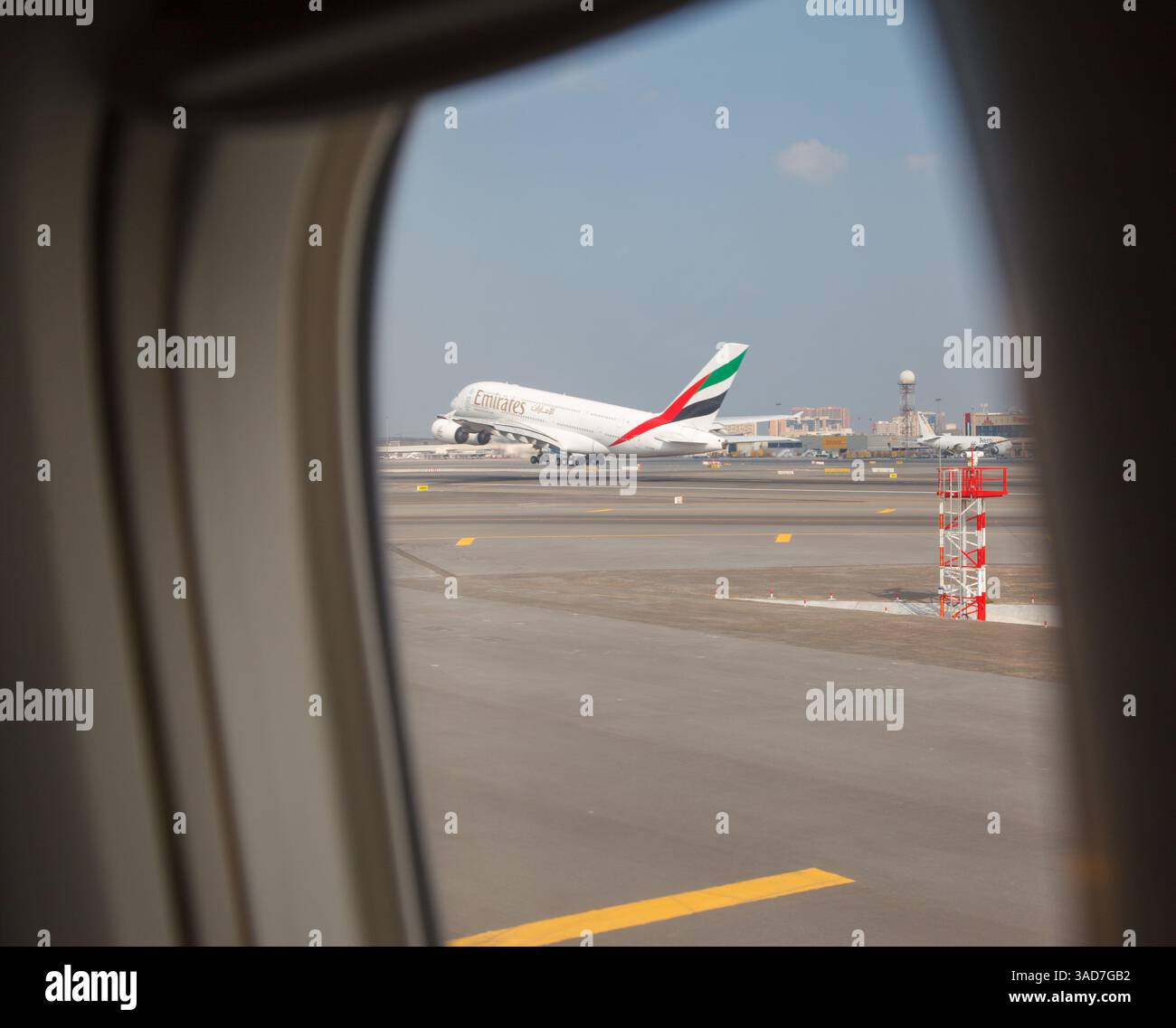 Airplane framed architecture hi-res stock photography and images - Alamy