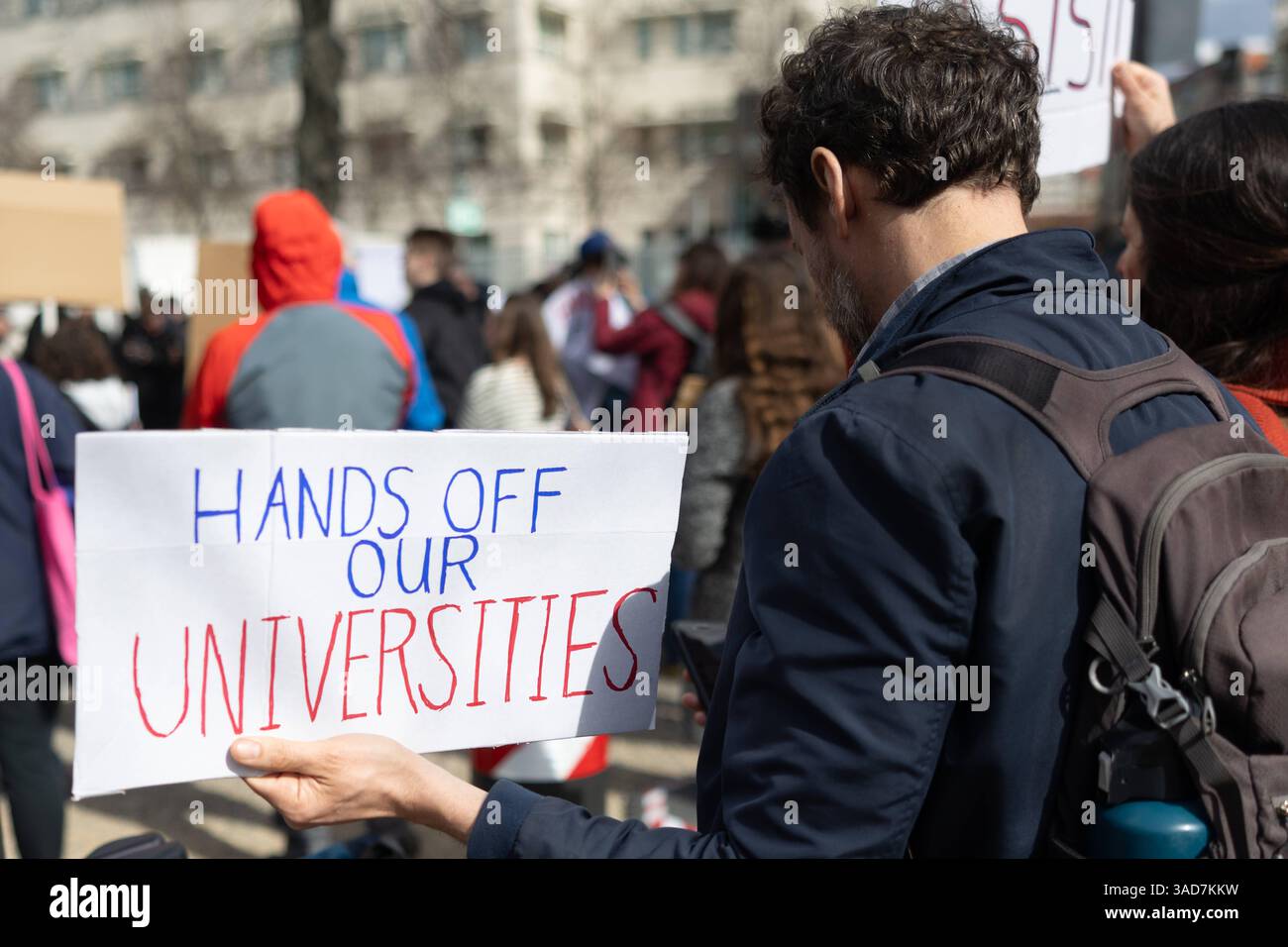 Hands Off - Demonstration in Berlin Berlin, Deutschland - 5. April 2025 ...